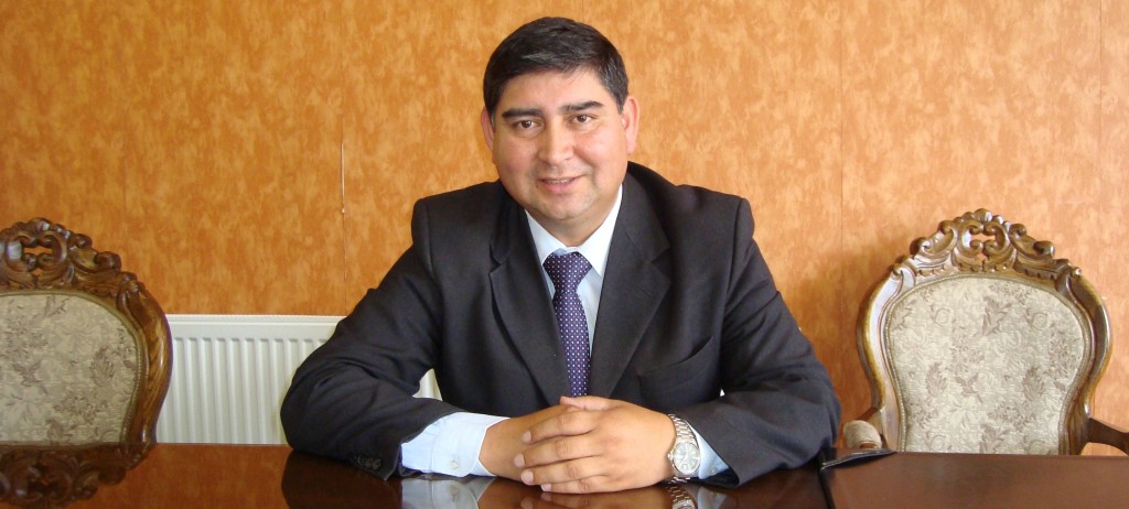 Concejal Cumián entregó detalles del aniversario de La Unión