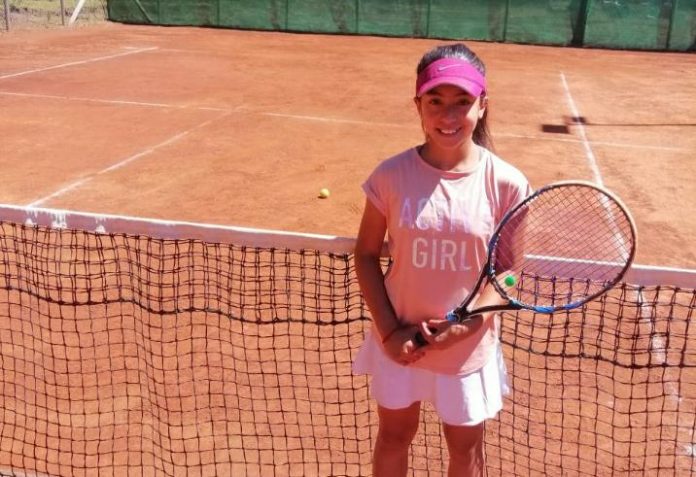 Paillaquina de 11 años es figura nacional: Sofía Paredes representará a ...