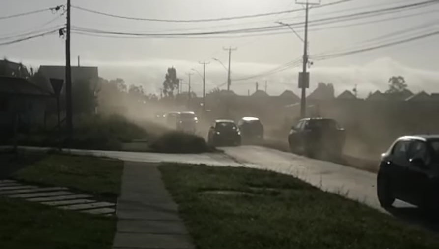 Vecinos de Río Bueno exigen solución por tramo de calle Ejército ...