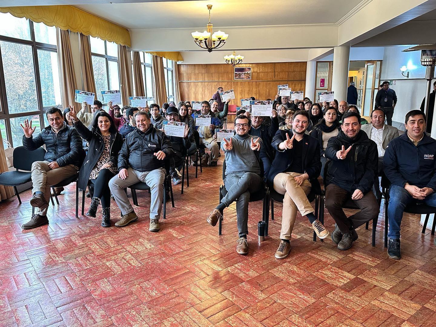 Gobierno Regional de Los Ríos entregó recursos para fortalecer 16 ...