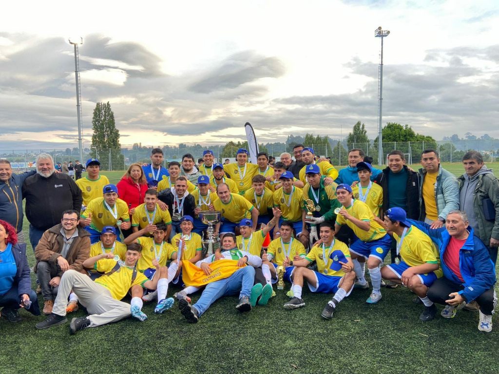 Club Deportivo Centenario se proclamó campeón en Serie de Honor de ANFA ...