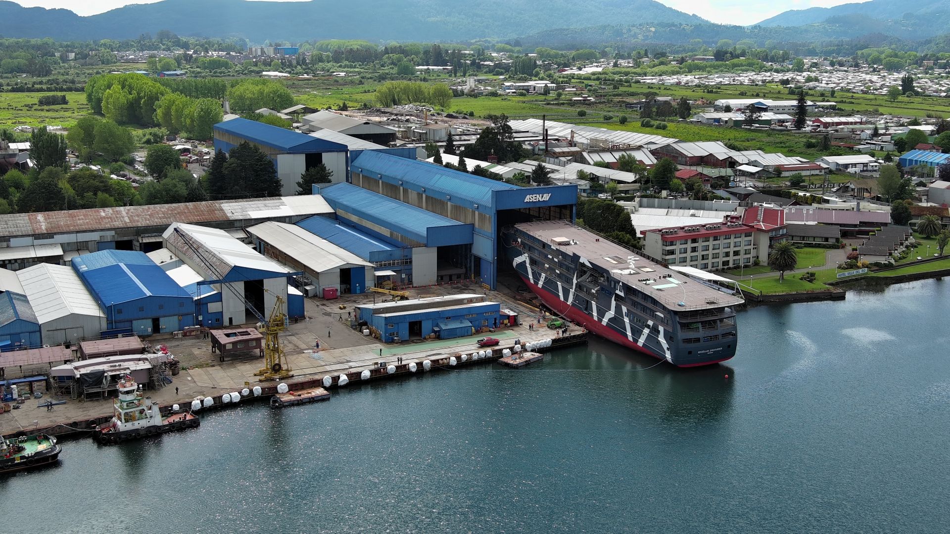 Magellan Discoverer 1